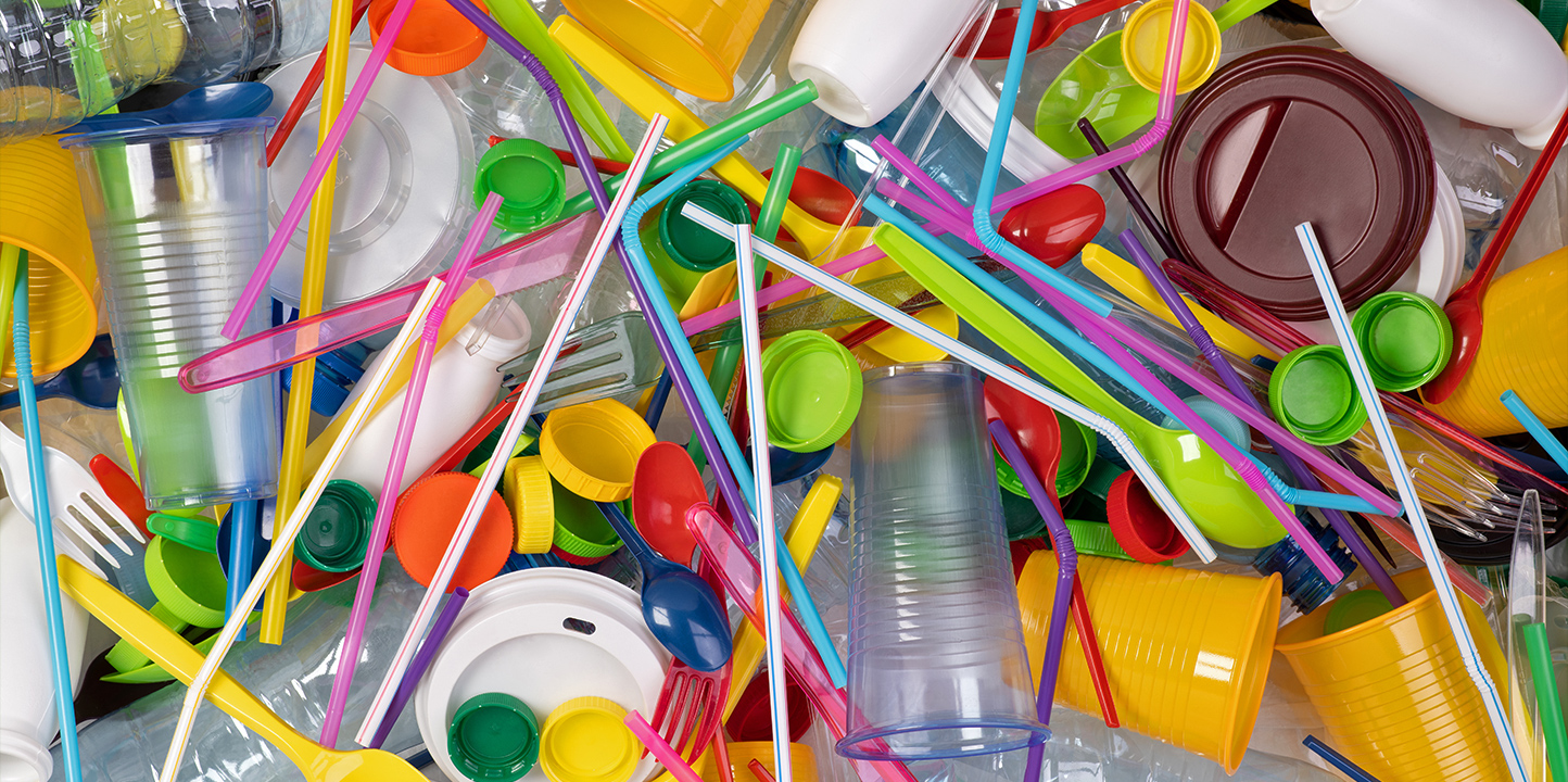 Rok 2021 znamená konec pro jednorázové plasty (nejen) v Česku ...