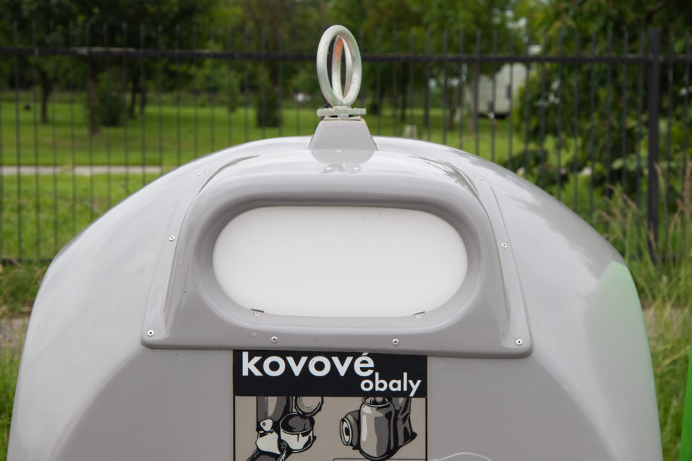 A guide to sorting and recycling of waste in the Czech Republic ...